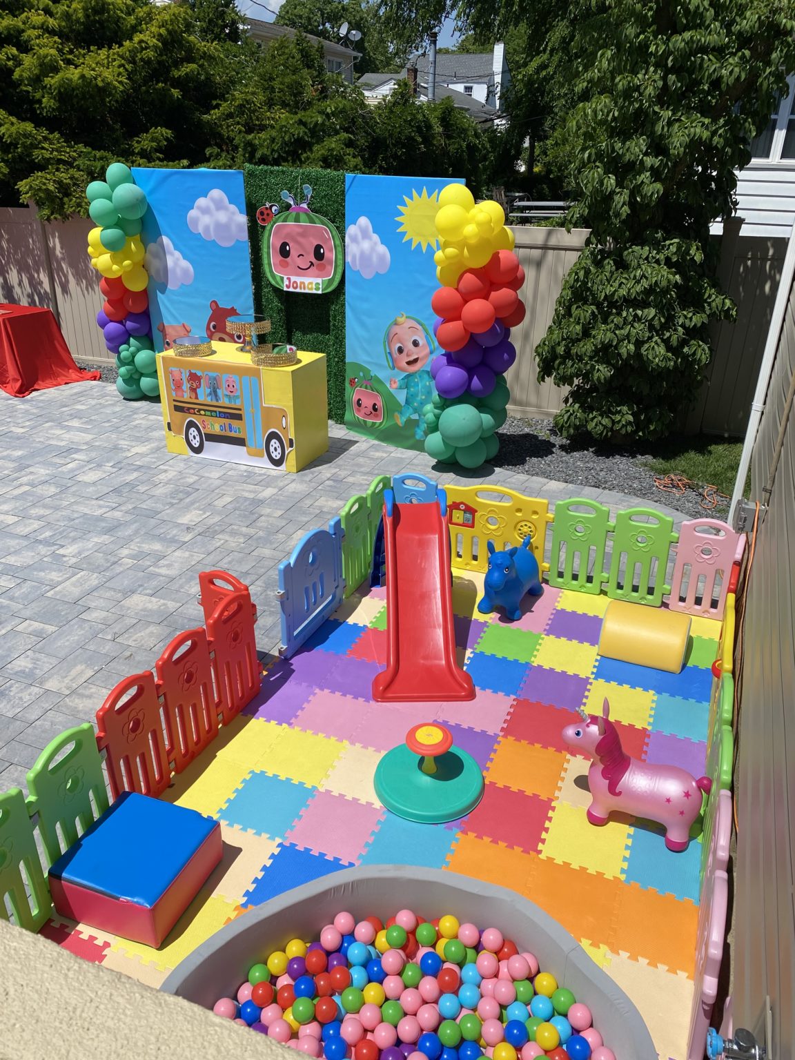 Party Rentals & Decor